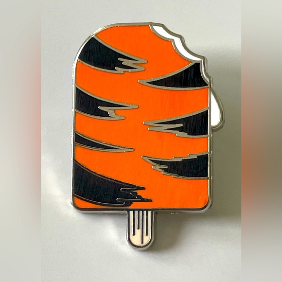 Disney | Accessories | Disney Tigger Mystery Ice Cream Bar Popsicle ...